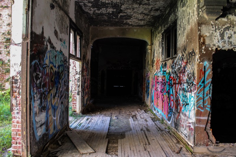 Annie Lytle Elementary School – Abandoned Southeast
