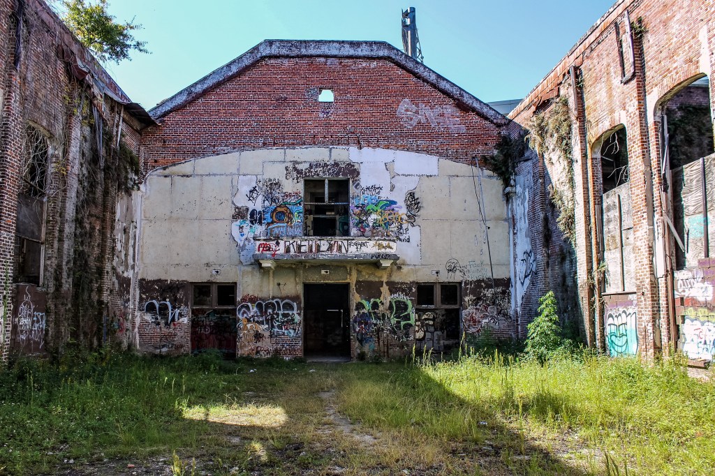 Annie Lytle Elementary School – Abandoned Southeast