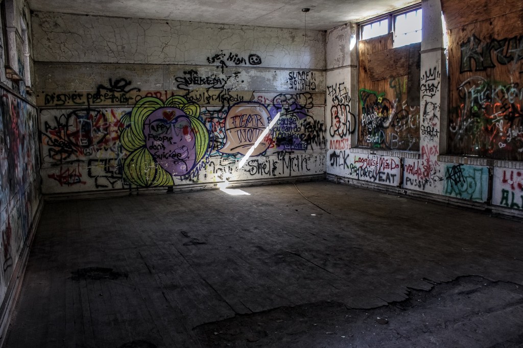 Annie Lytle Elementary School – Abandoned Southeast