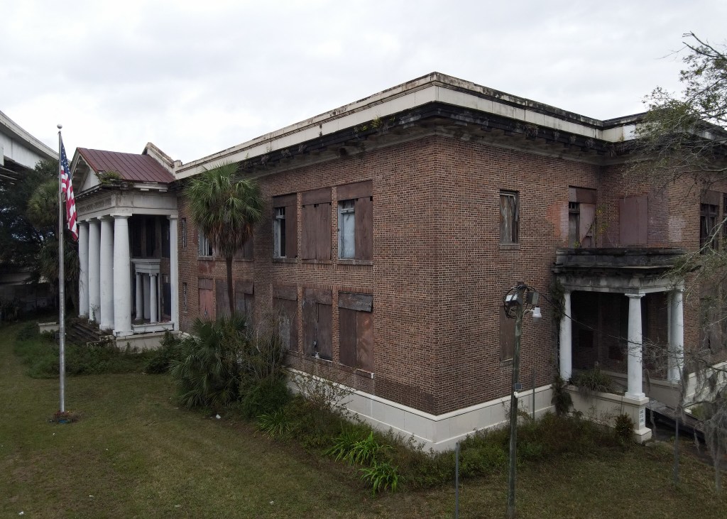 Annie Lytle Elementary School – Abandoned Southeast