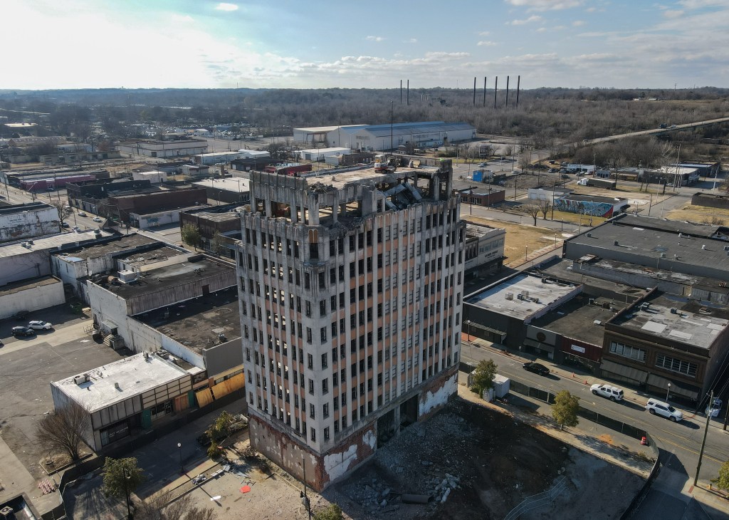 Ramsay-McCormack Building – Abandoned Southeast