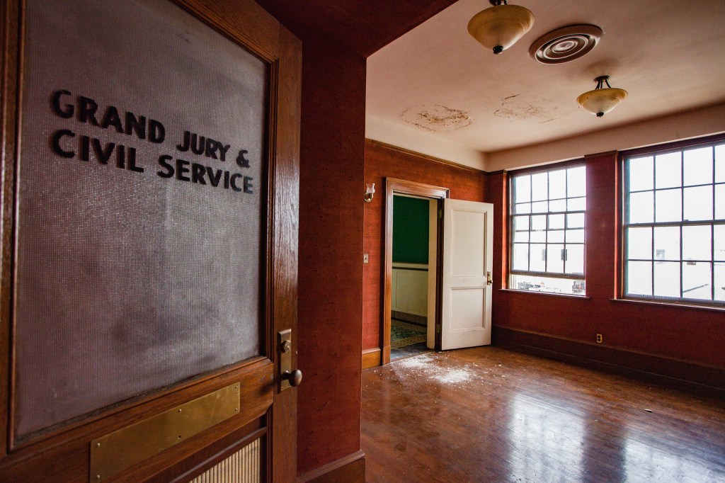 Old Ware County Courthouse – Abandoned Southeast