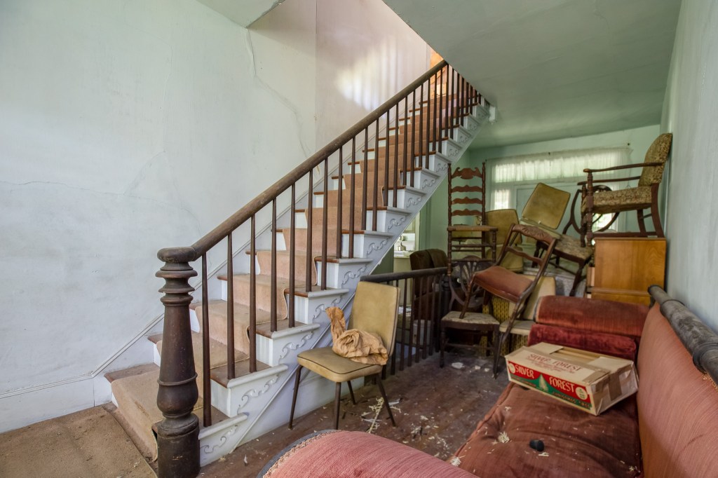 Colonel’s House – Abandoned Southeast