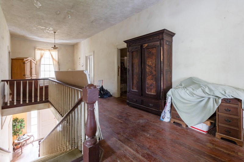 Family Estate – Abandoned Southeast