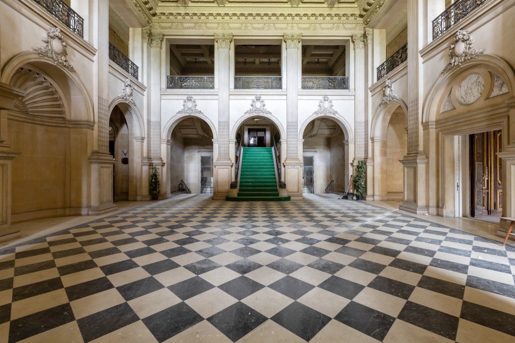 Lynnewood Hall – Abandoned Southeast