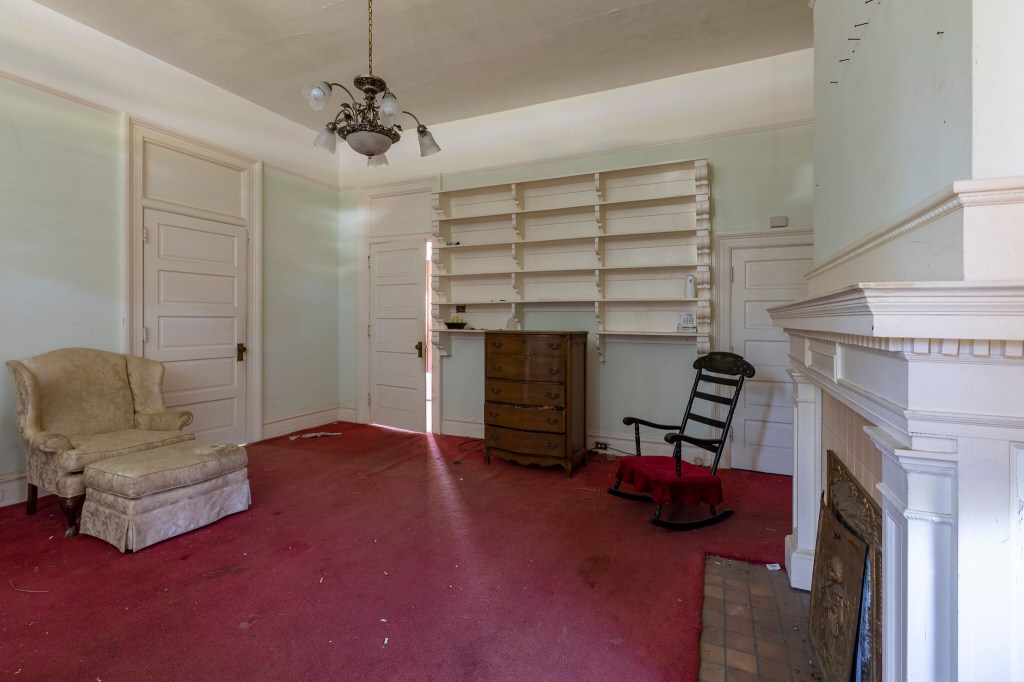 Rainer-Lewis House – Abandoned Southeast