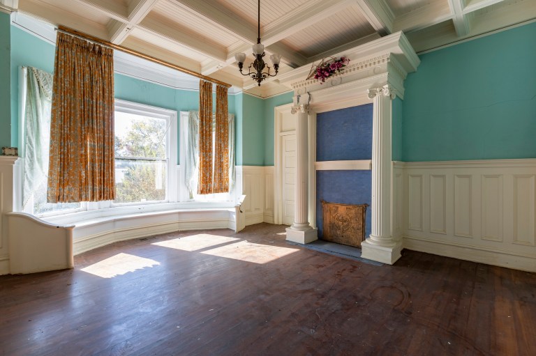 Rainer-Lewis House – Abandoned Southeast