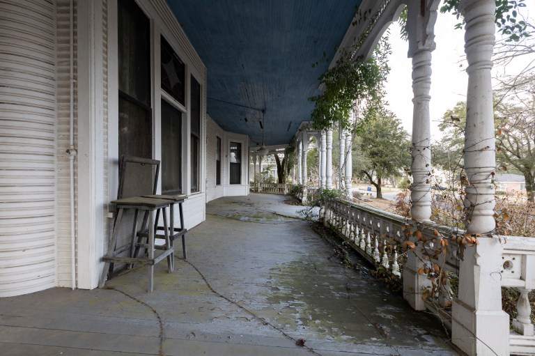 Judge A. E. Singleton Mansion – Abandoned Southeast