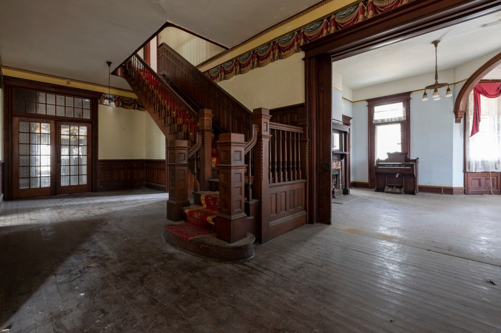Judge A. E. Singleton Mansion – Abandoned Southeast