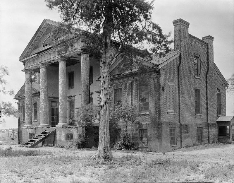 Saunders-Goode-Hall Mansion – Abandoned Southeast