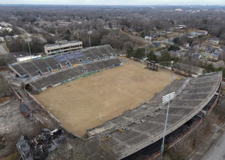 Alonzo Herndon Stadium – Abandoned Southeast
