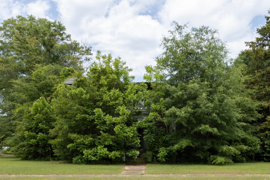 Mathis House – Abandoned Southeast