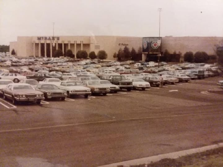Metrocenter Mall – Abandoned Southeast
